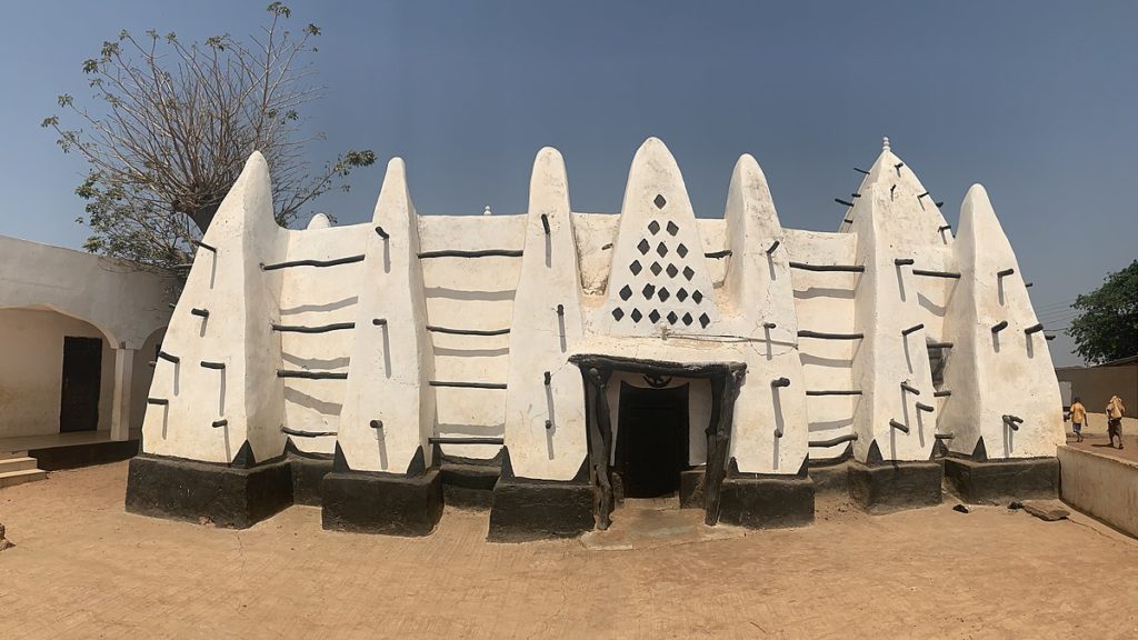 Larabanga Mosque - Blastours - Ghana Togo Benin Tour Services